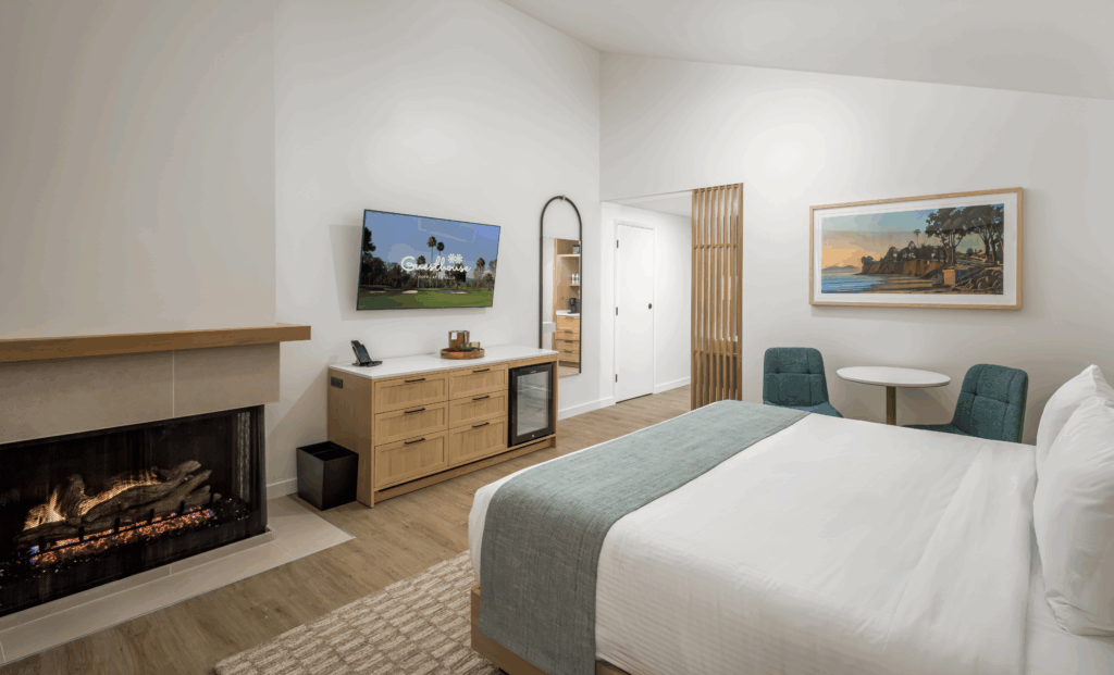Golf View King Fireplace | Guesthouse